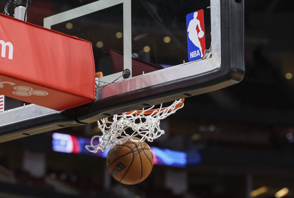 Ranking the Top 10 NBA Power Forwards of All Time - SportsFromTheStands